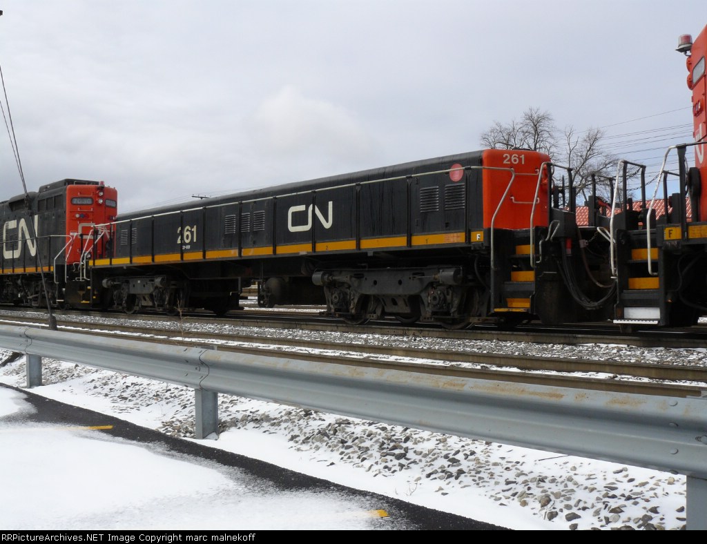 CN 261